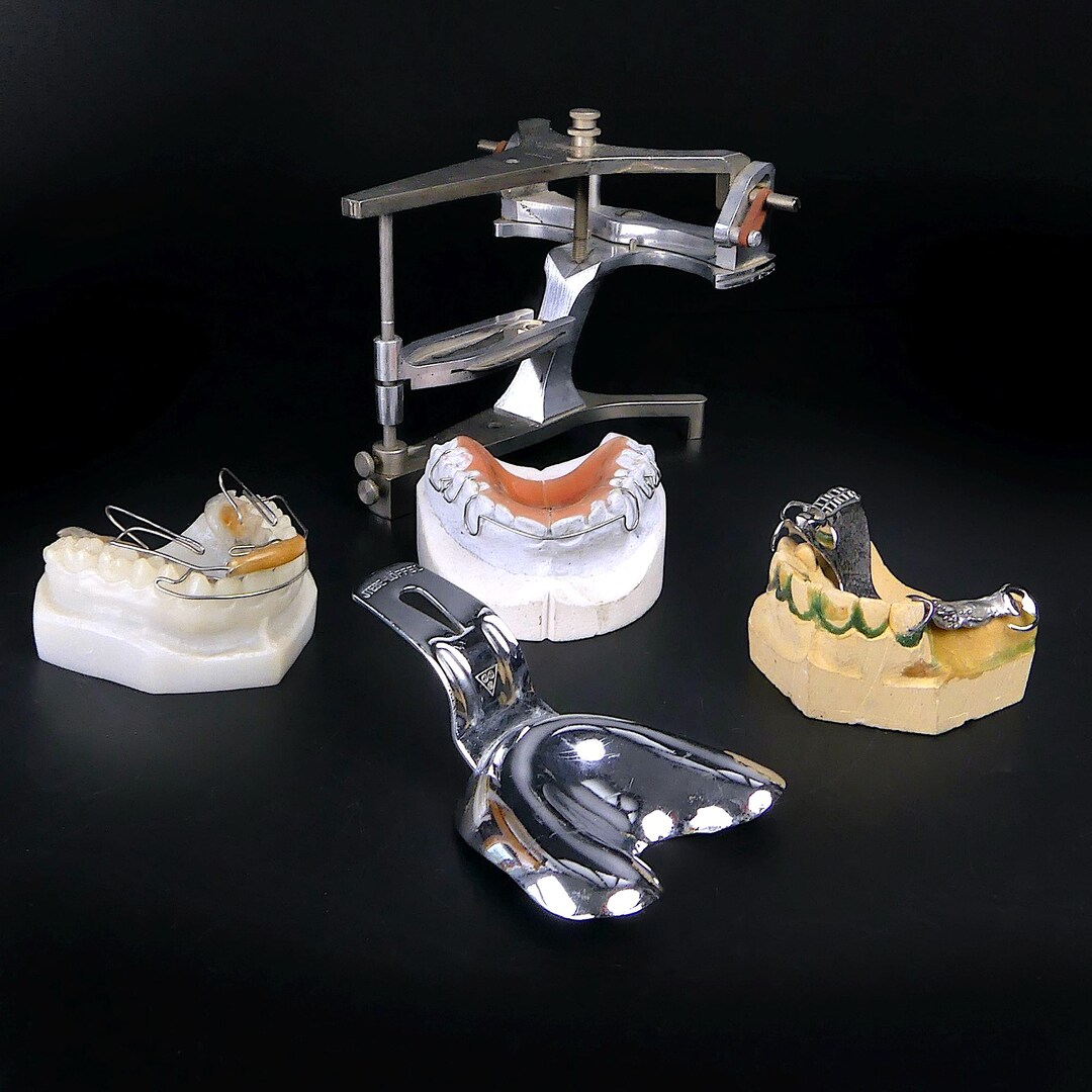 Vintage Dental Articulator From the 1960s - 3 Prosthetic Impressions ...