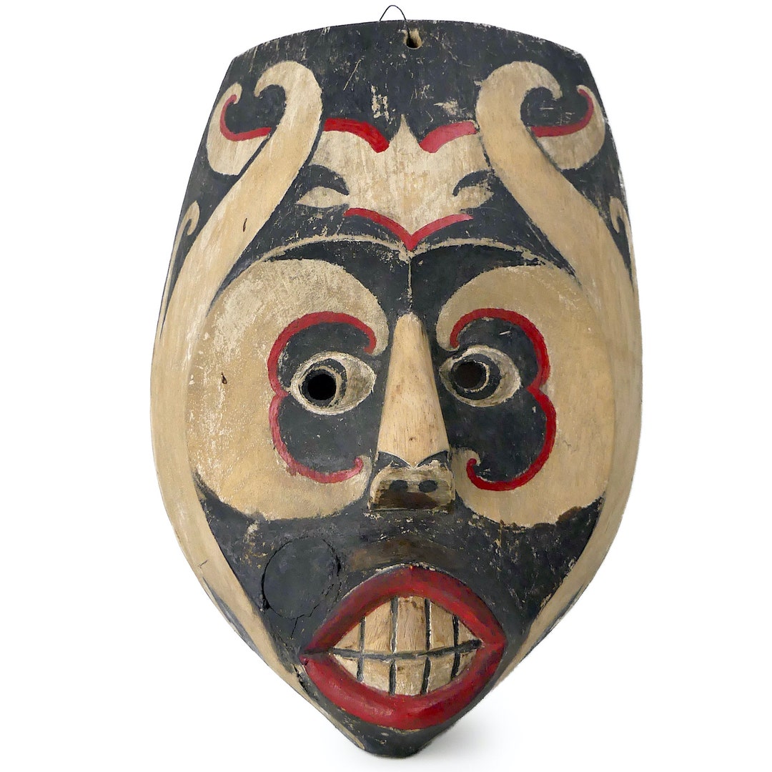 Large Dayak Mask in Polychrome Light Wood - Borneo - Indonesia - Ethnic ...
