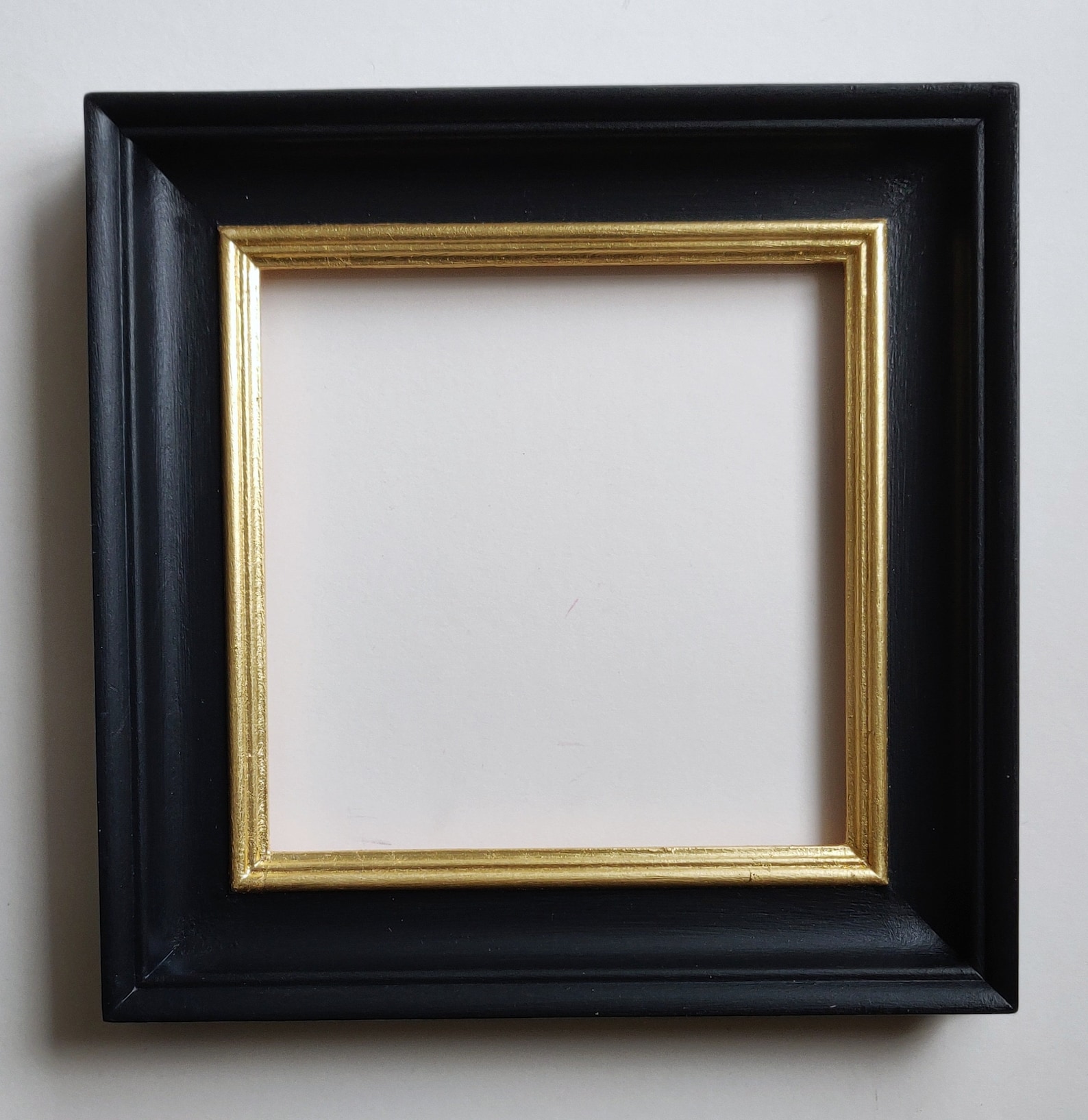 Black Wooden Frame for 8x8 Inch Canvas Gold Detail | Oil Painting Frame ...