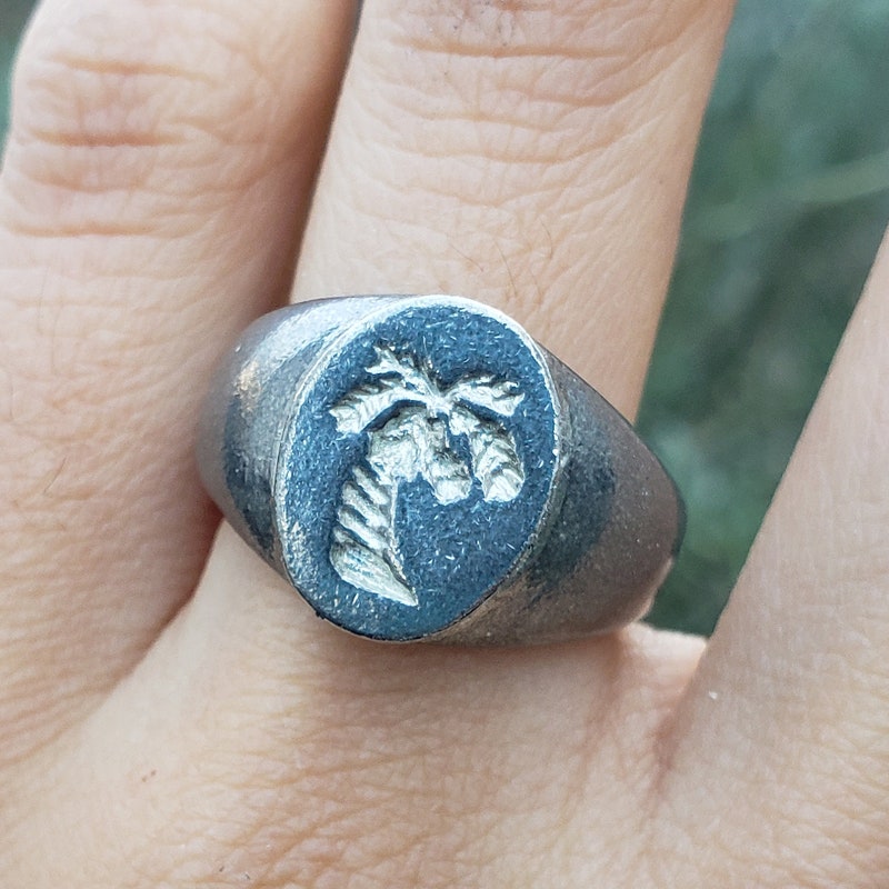 Tree Signet Ring - Etsy