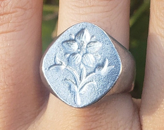 Pimpernel Wax Seal Signet Ring - Etsy