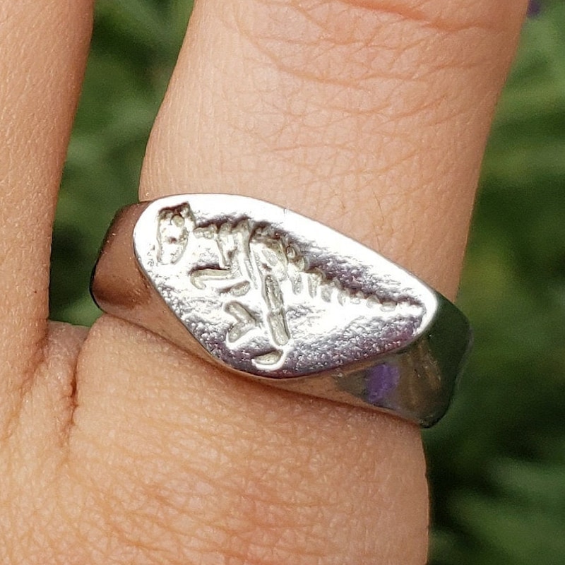 Dinosaur Bone Ring - Etsy