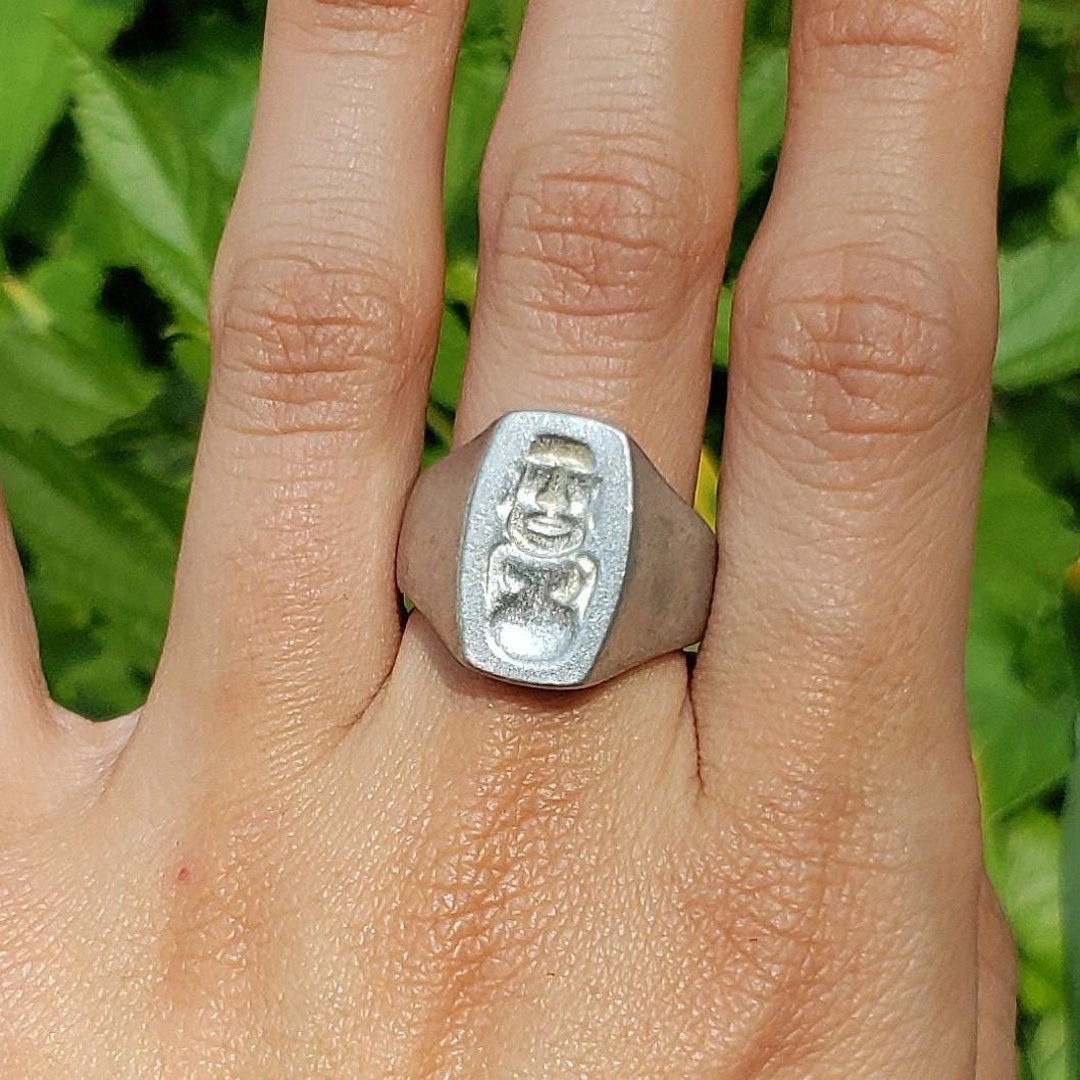 Moai Wax Seal Signet Ring - Etsy