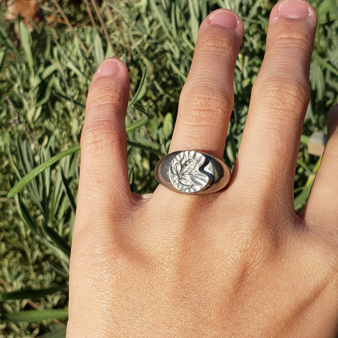 Frog Pad Wax Seal Signet Ring - Etsy