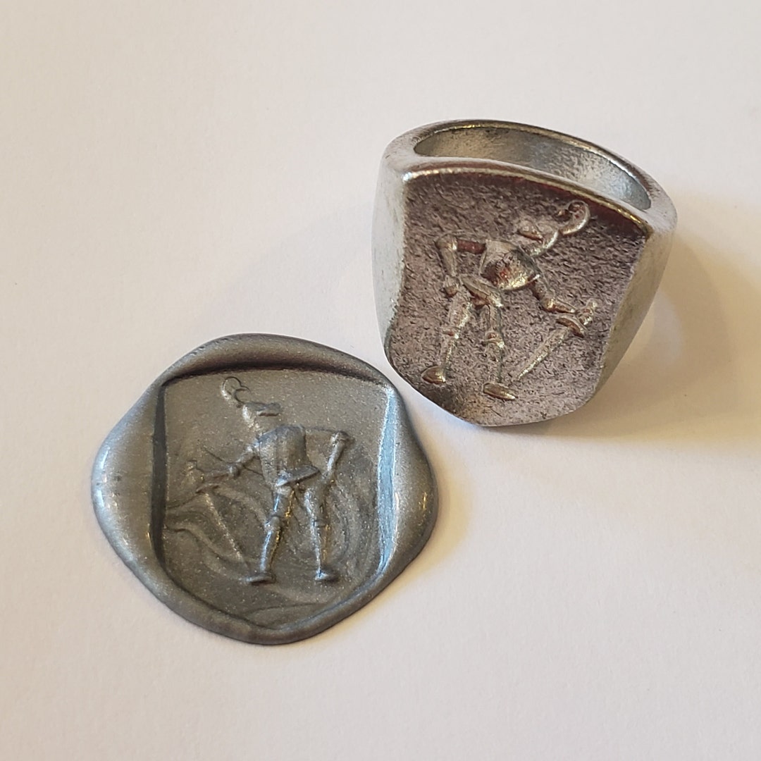 Sassy Knight Wax Seal Signet Ring - Etsy