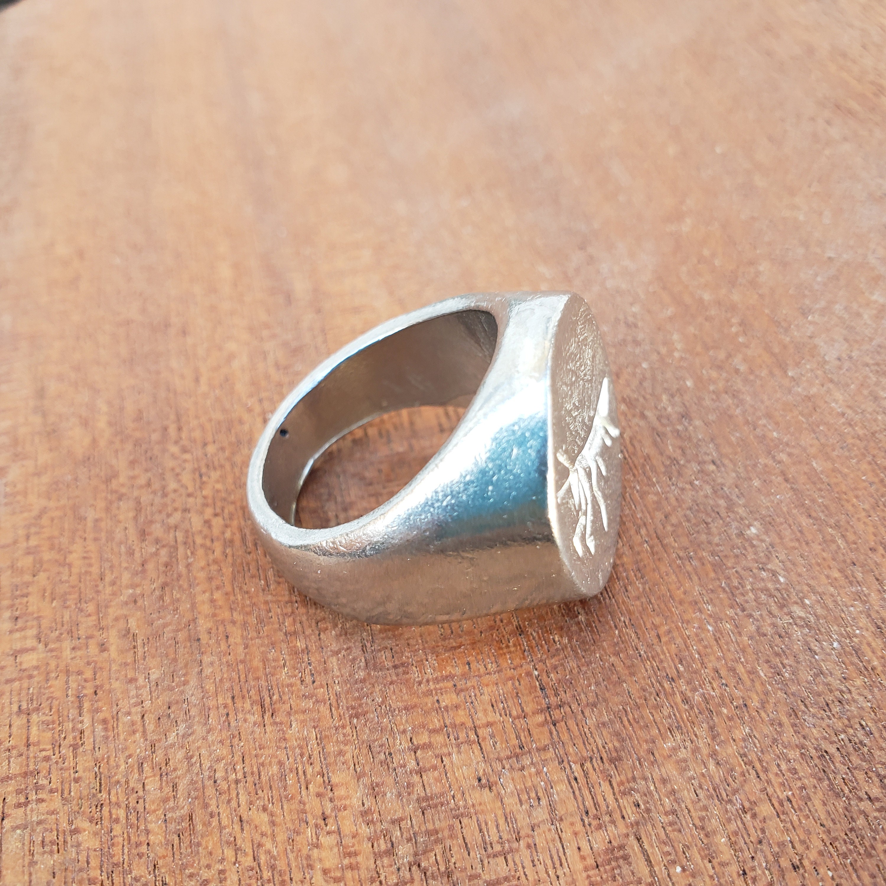 Praying mantis wax seal signet ring | Etsy