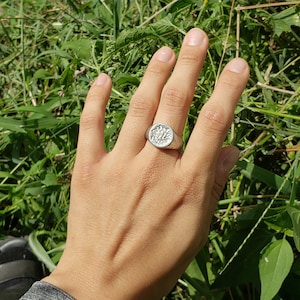 Wreath Wax Seal Signet Ring - Etsy
