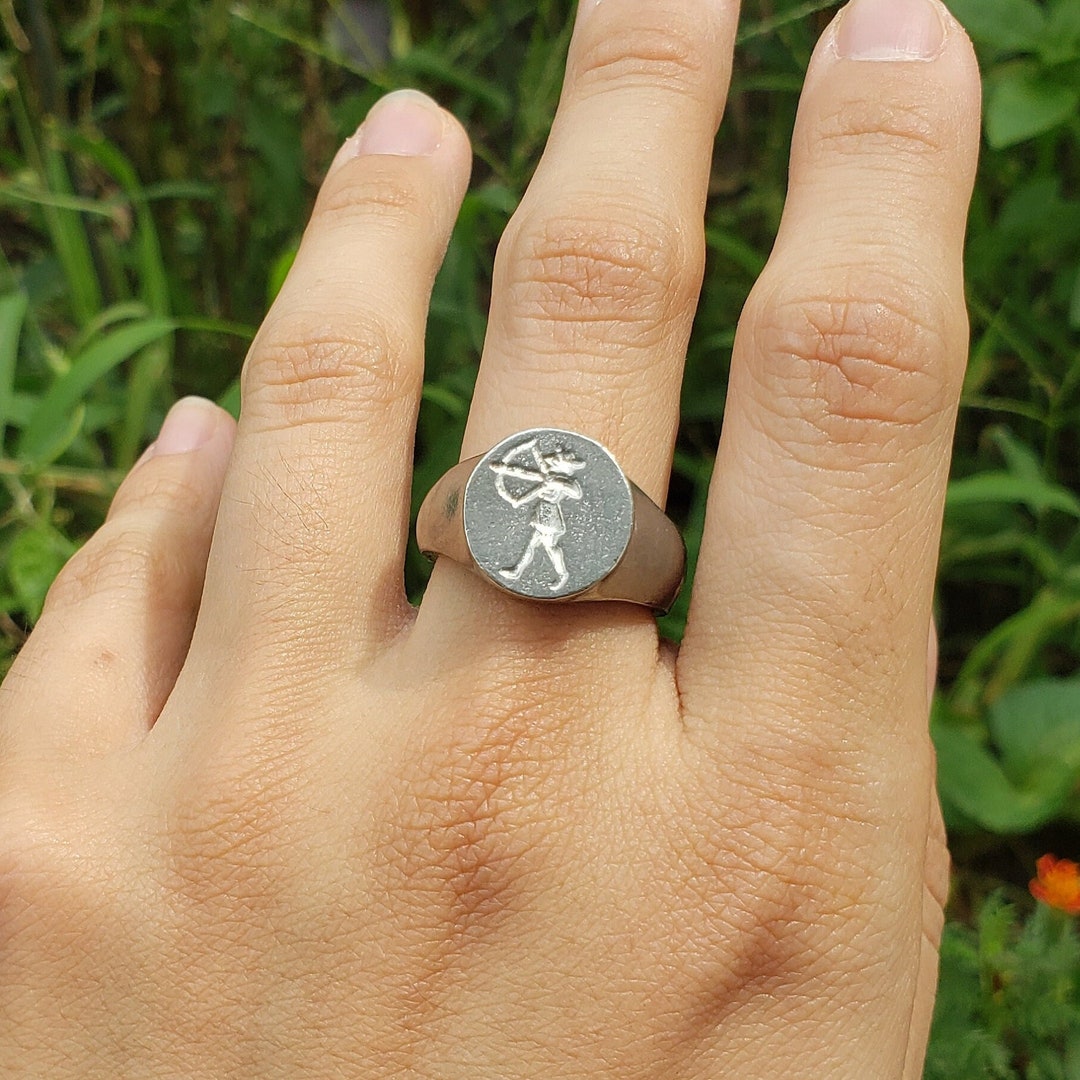 Robin Hood the Archer Wax Seal Signet Ring - Etsy