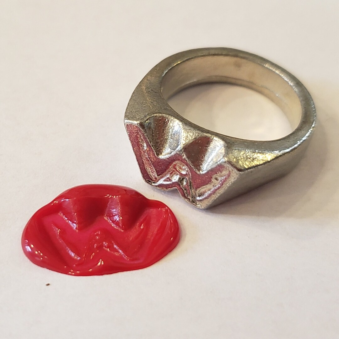 Body Letter "w" Wax Seal Signet Ring - Etsy