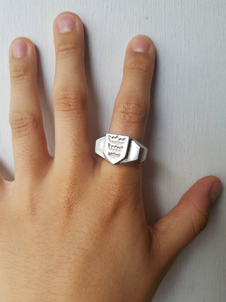 King Arthur Pendragon Coat of Arms Signet Ring - Etsy