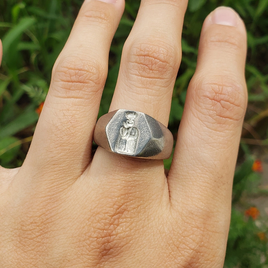Lewis Chessmen Queen Wax Seal Signet Ring - Etsy