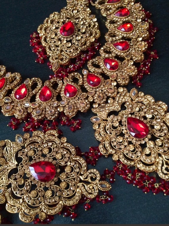 AdaaJewels Indian Jewelry Red Gold Bridal Jewellery Set Necklace Earrings Tika Bracelet Ring Sabyasachi Jewelry Bridal Sets Pakistani Designer