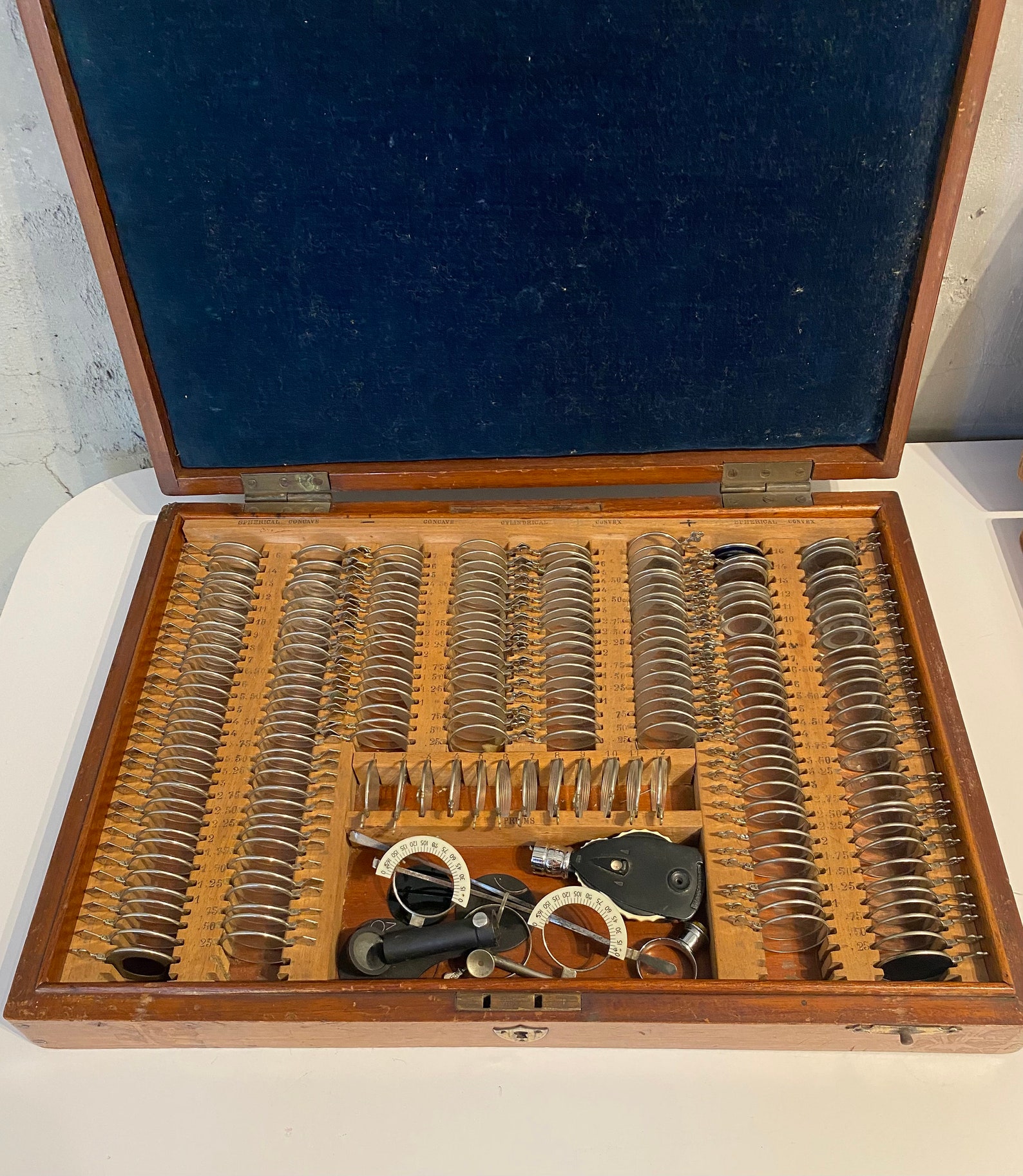 Antique Optical Optometrists Test Lens Set - Etsy