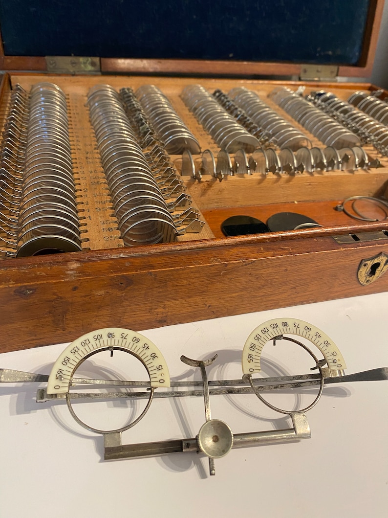 Antique Optical Optometrists Test Lens Set - Etsy