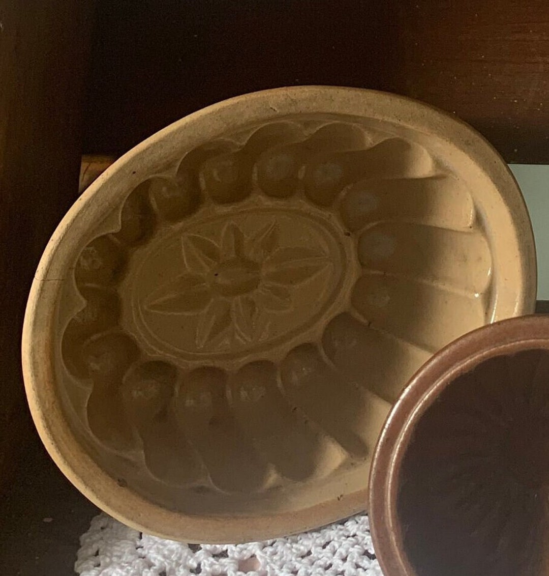 Antique Brown. Ceramic Salt Glazed Mould - Etsy