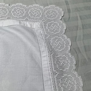 White Square Lace Trim Table Centrepiece - Etsy