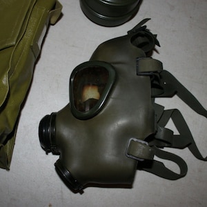 Military Romanian M74 Full Face Gas Mask W 40mm Filter & Carry Bag NATO ...