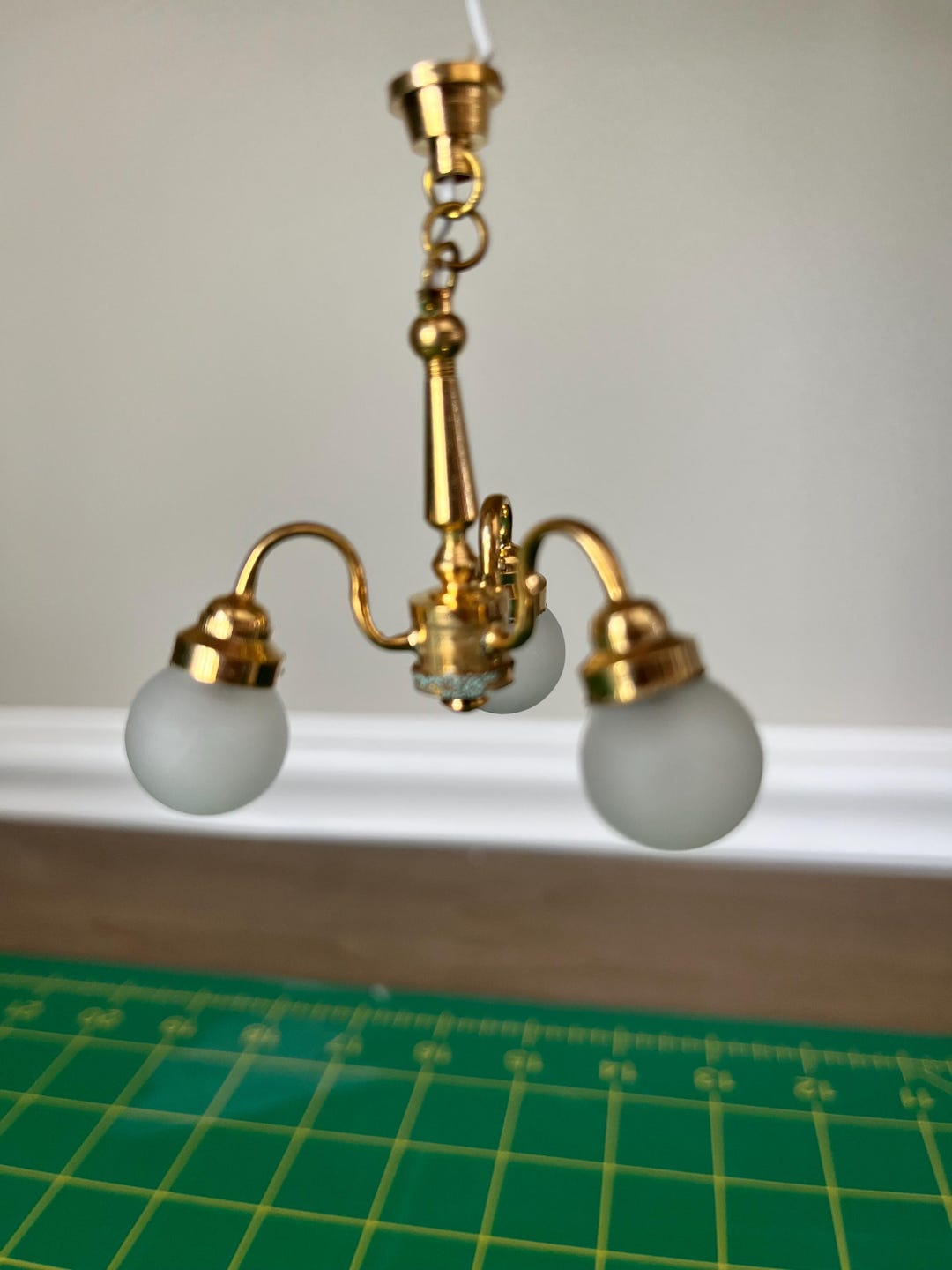 Vintage Greenleaf Brand Dollhouse Brass and Frosted Glass Three Globe ...