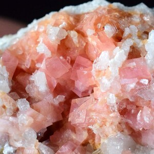 5.7cms RHODOCHROSITE RHOMBOHEDRAL QUARTZ Premium Miniature Crystals ...