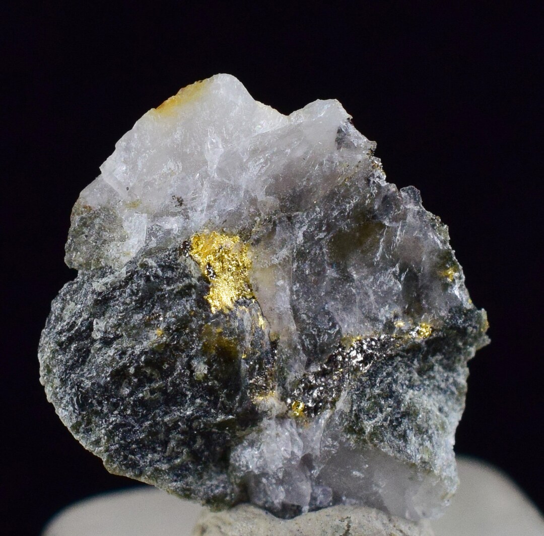 1cms NATIVE GOLD QUARTZ of the Incas Thumbnail Aesthetic Wire Gem Crystal Smoky Quartz Peru Rare ...