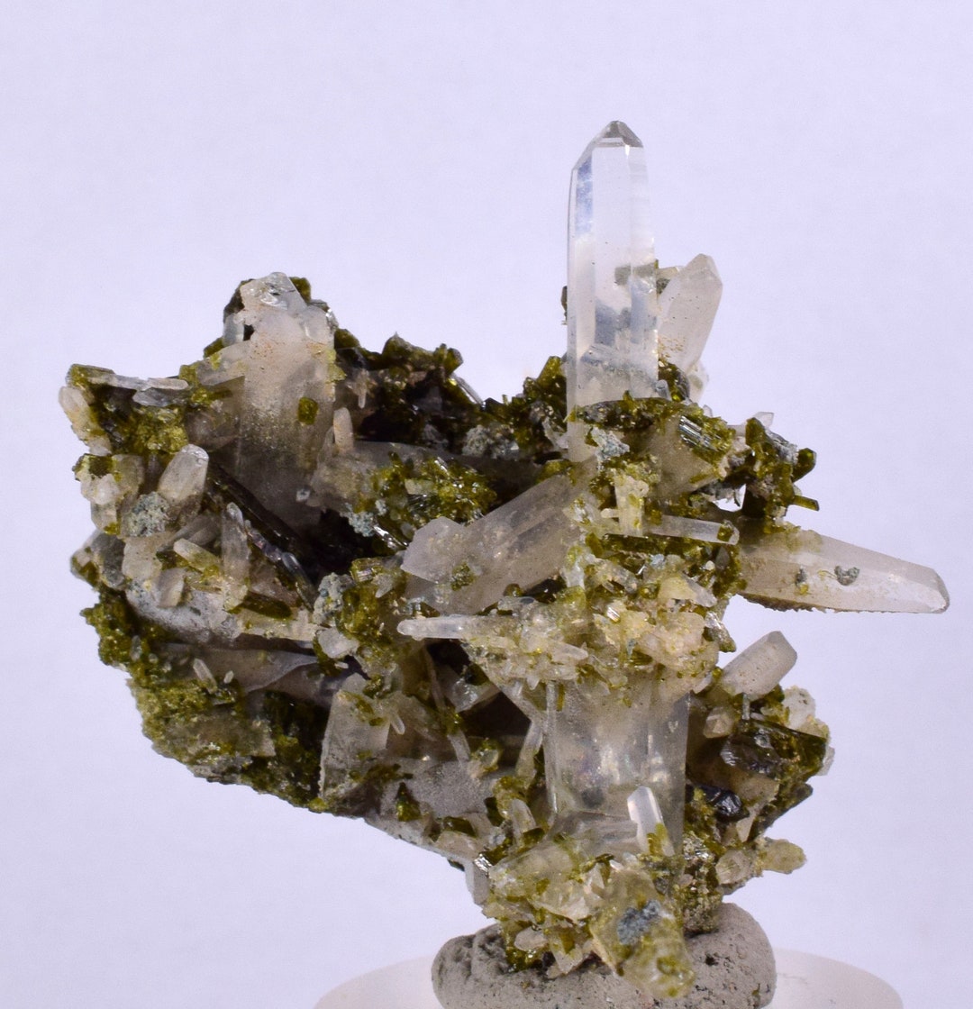4.6cms EPIDOTE QUARTZ CRYSTALS Peru Cluster Collector Green Yellow ...
