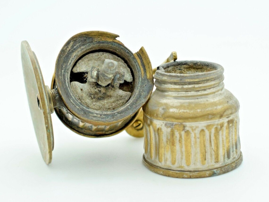 9.5cms MINERS LAMP VICTOR 1920 Carbide Usa Vintage Lantern Brass Bronze ...