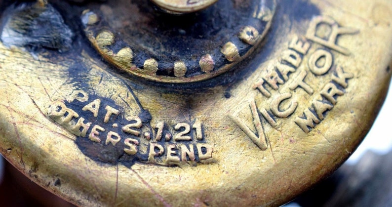 9.5cms MINERS LAMP VICTOR 1920 Carbide Usa Vintage Lantern Brass Bronze ...