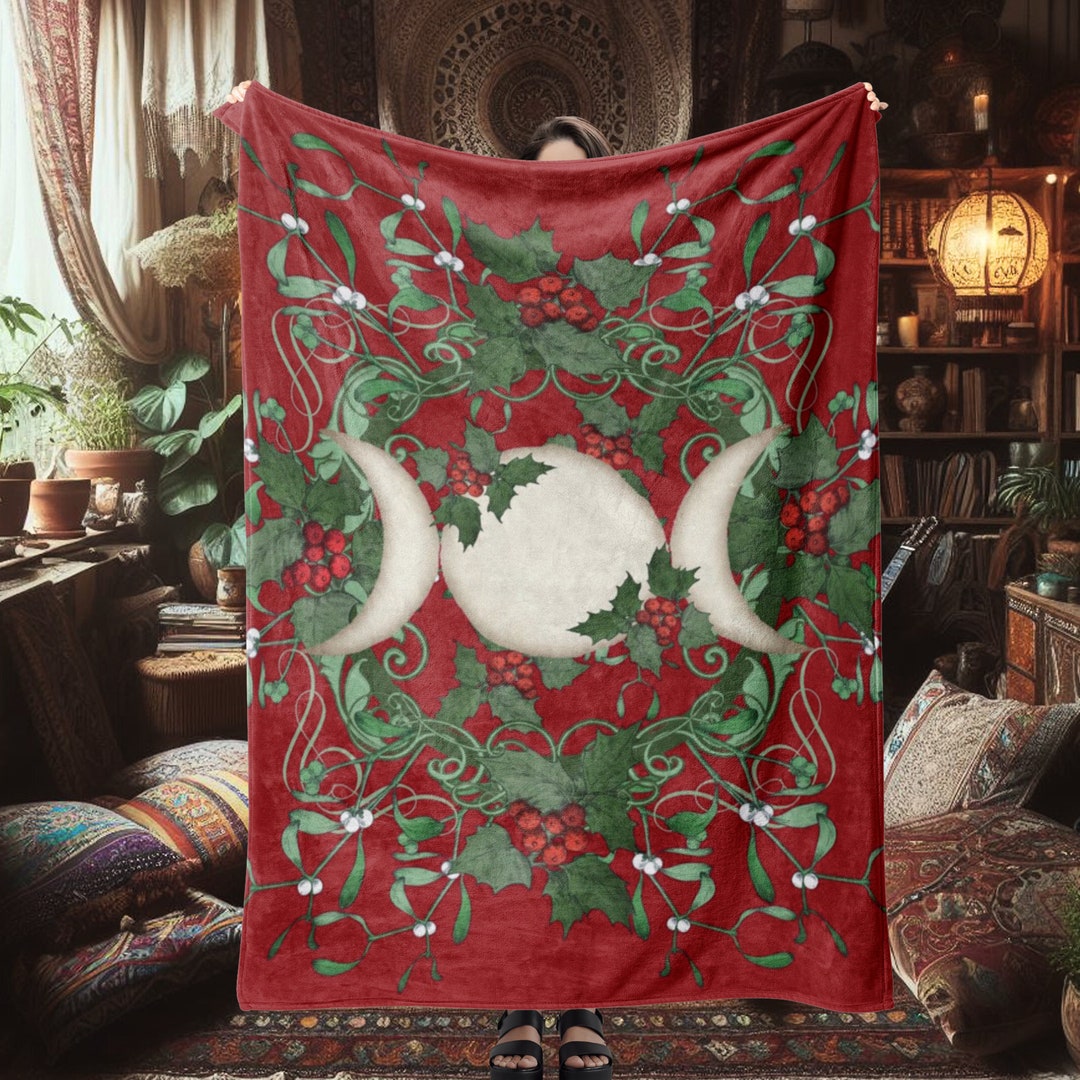 Yule Red Holly Triple Moon Velveteen Plush Minky Blanket, Soft Bedroom Throw Fleece, Couch ...