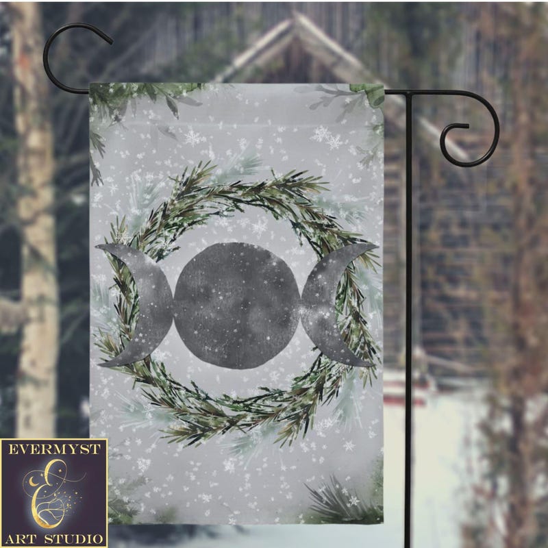 Witch Moon Wreath - Etsy