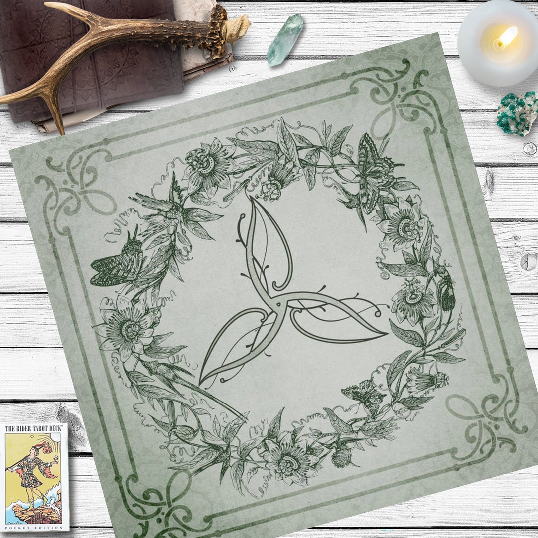 Vintage Triquetra Green Altar Cloth Celtic Design Wicca Pagan Witch ...