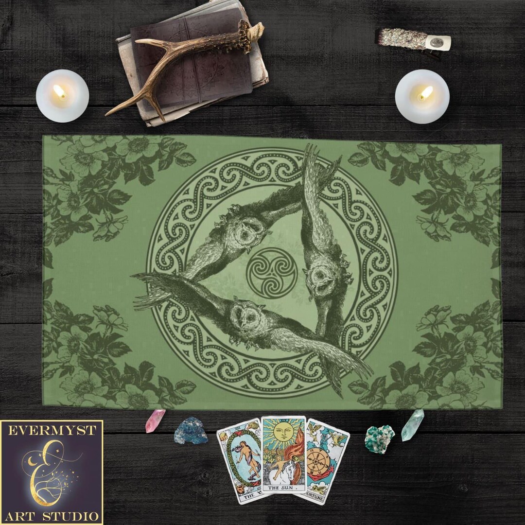 Owl Altar Cloth Tarot Reading Mat Witch Pagan Wicca Altar Decor - Etsy