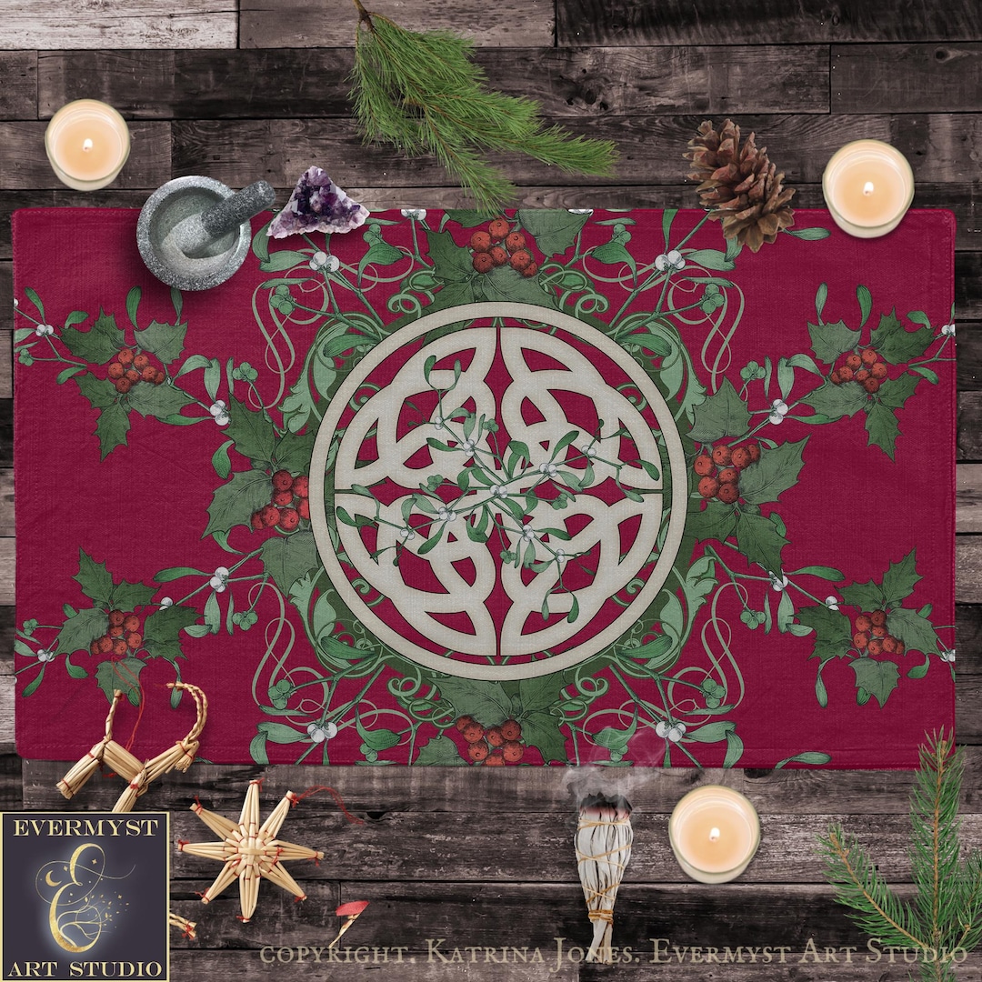 Celtic Knot Yule Red Altar Cloth for Tarot Reading | Pagan Ritual Cloth ...