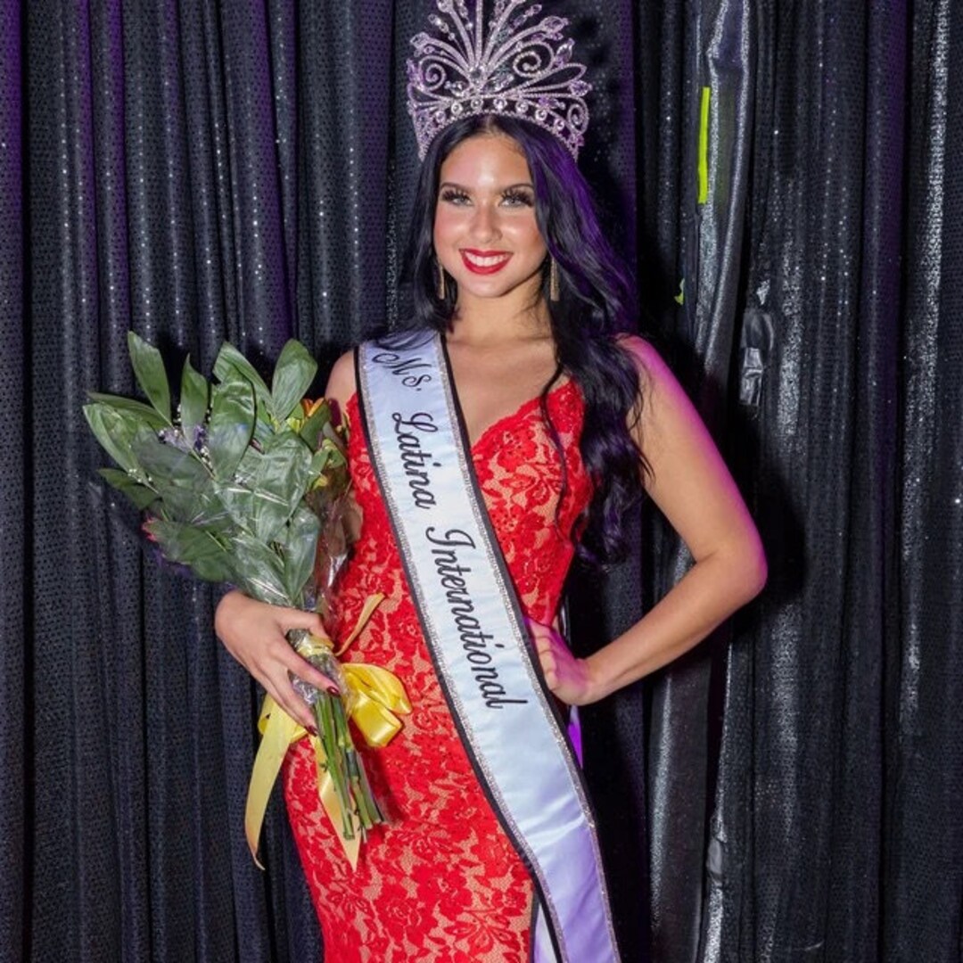 Pageant Sashes /with a Trim/rhinestones Front Only /crown on Shoulder ...