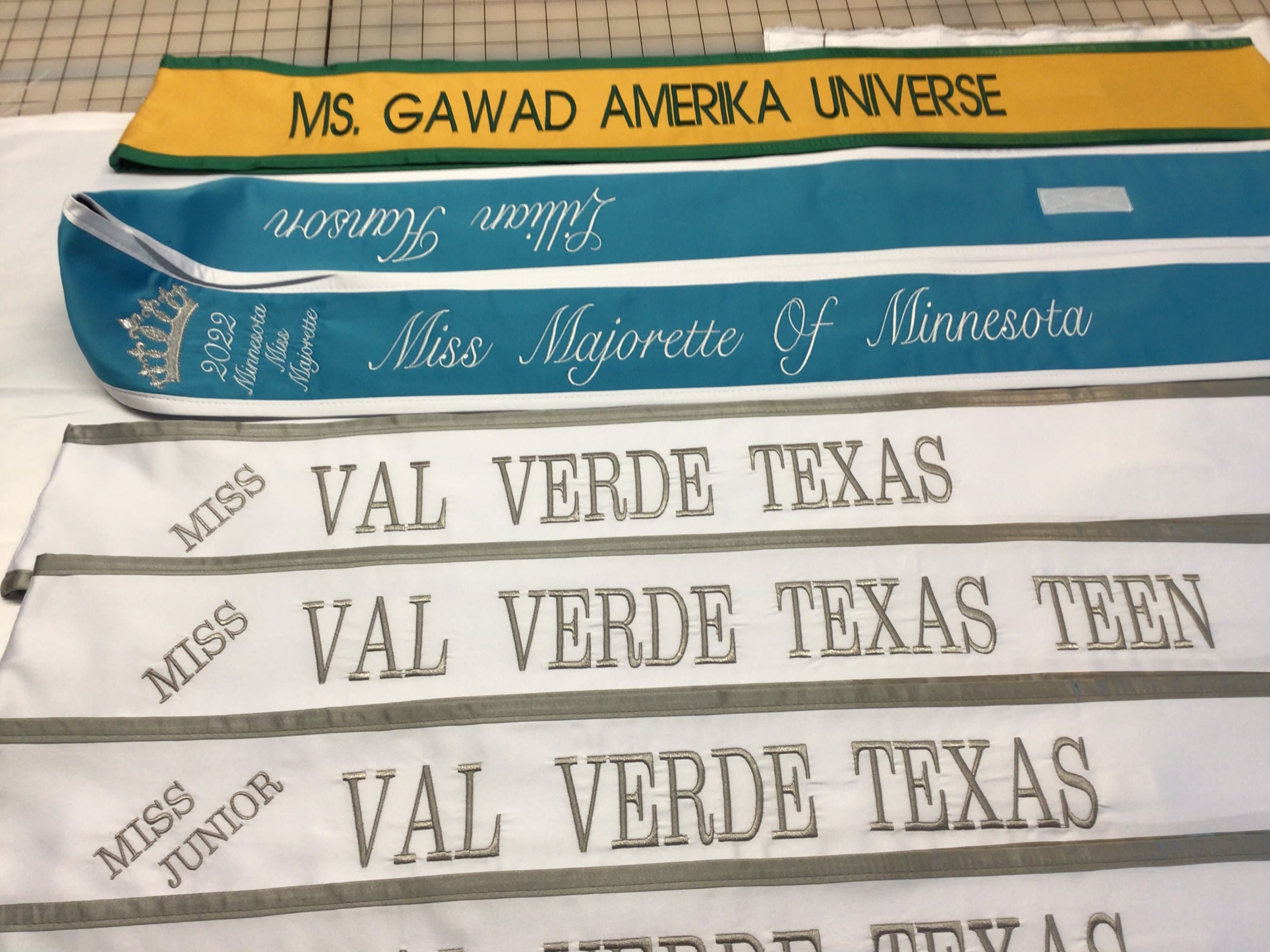 Pageant Sashes/with a Trim /crown on Shoulder / Personalize Your ...