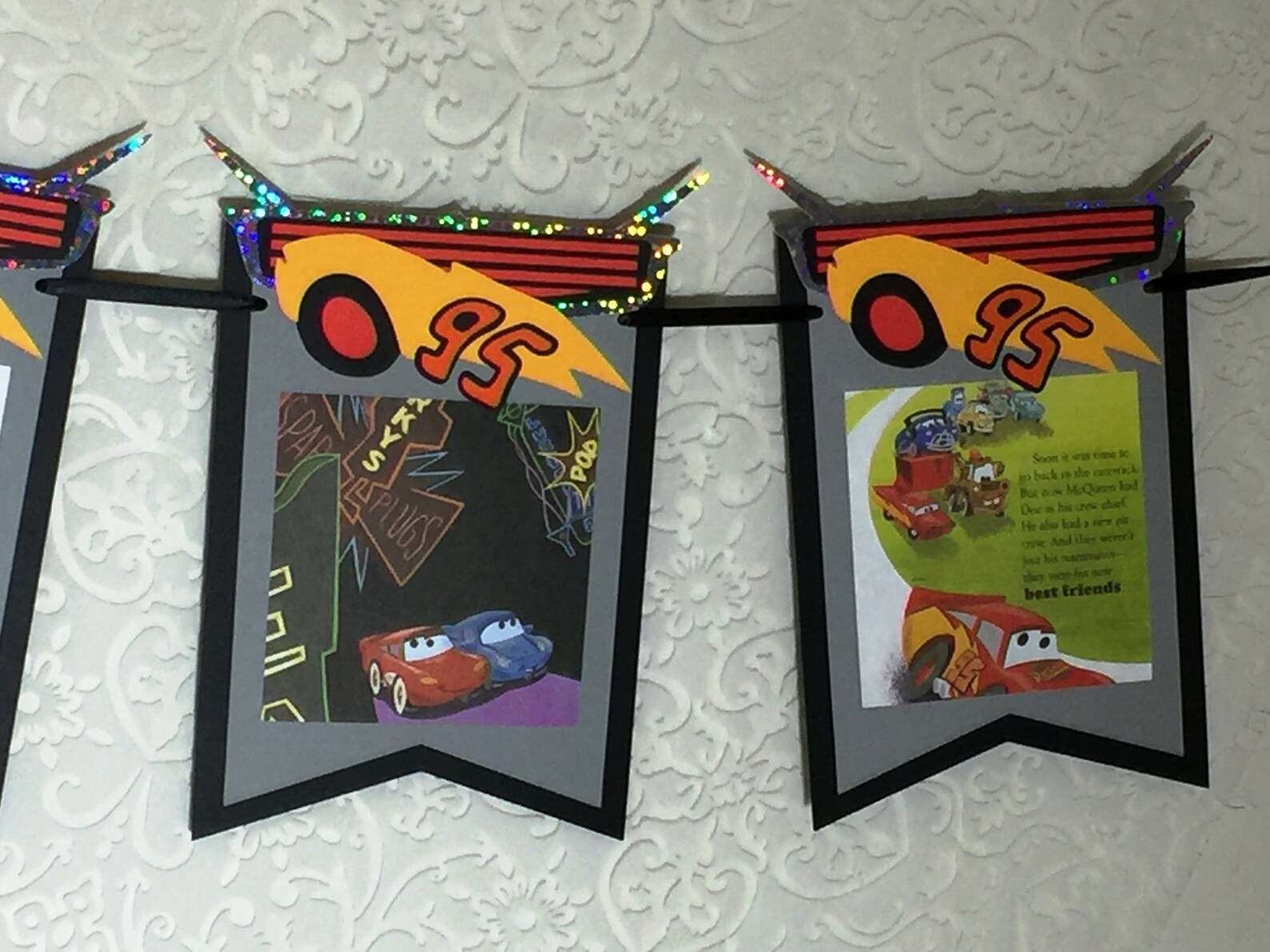 Bandera de diseñador de CARS de Disney Rayo McQueen y Mater Historia ...