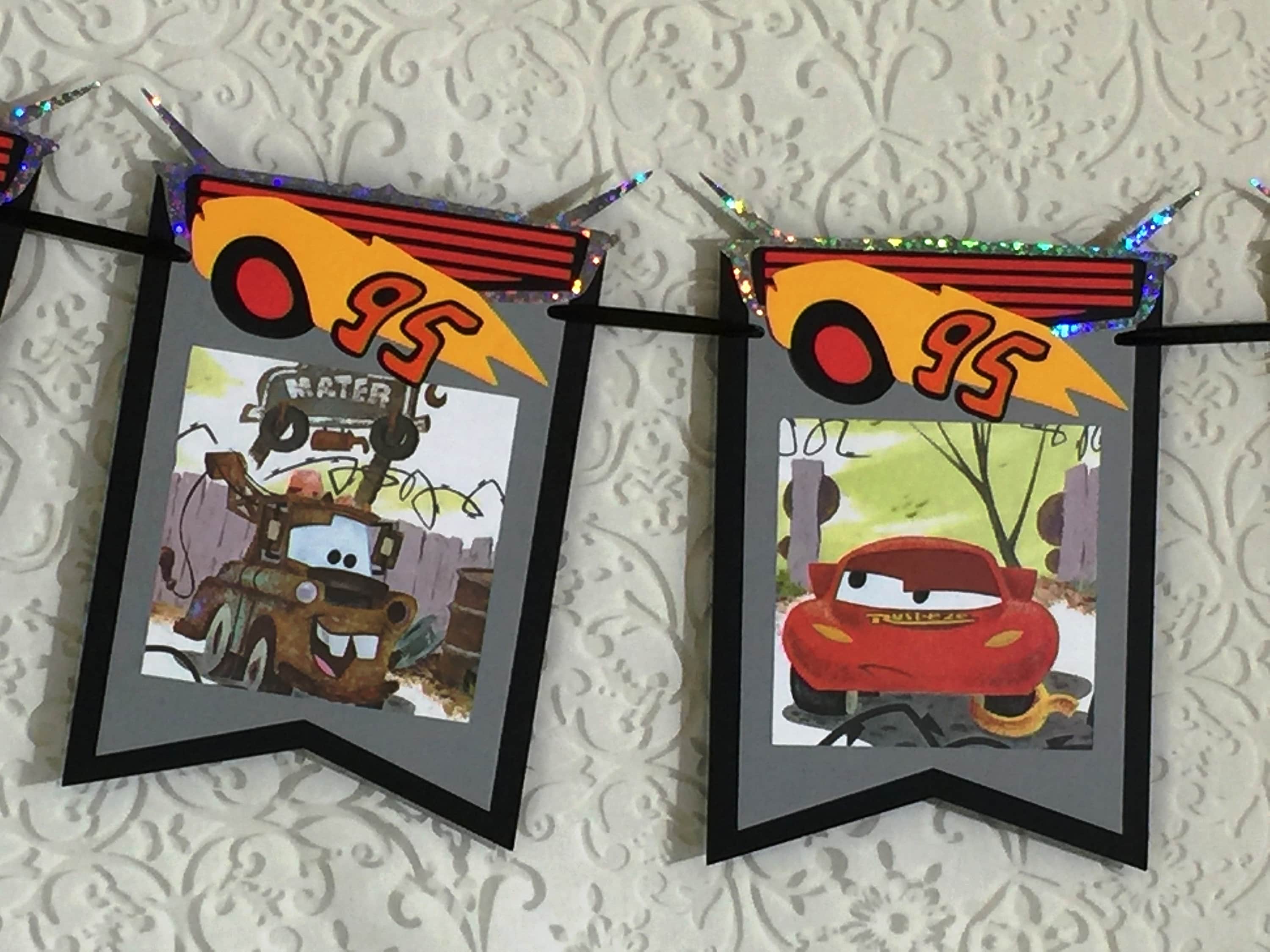 Bandera de diseñador de CARS de Disney Rayo McQueen y Mater Historia ...