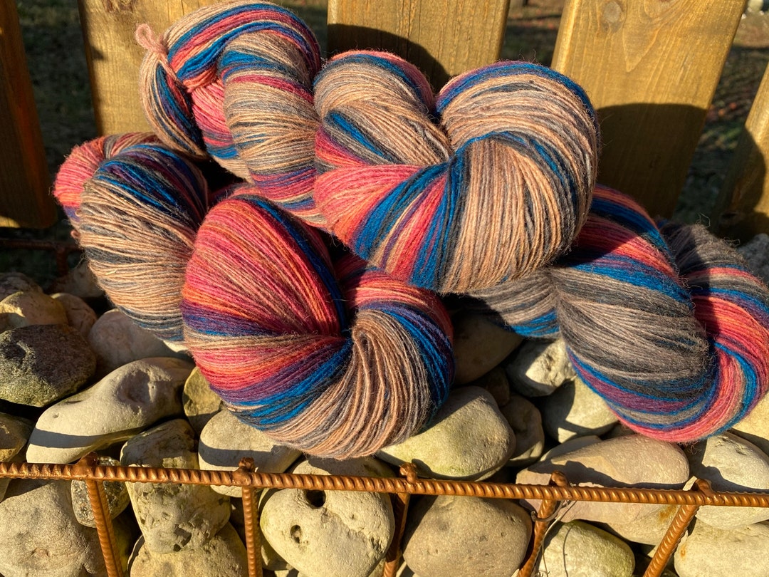 Dundaga Wool Gradient Wool Yarn 6/1 DK Worsted Wool - Etsy