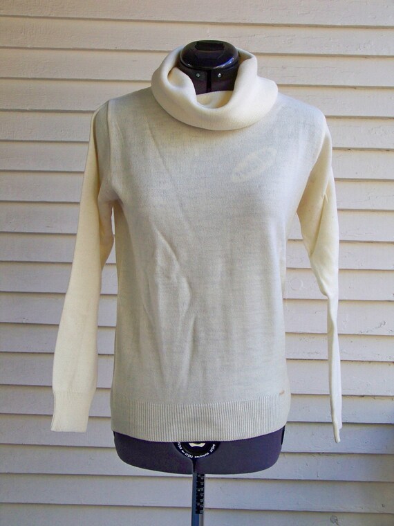 1970s Acrylic Cream Cowl Neck Sweater with Ribbing Do… - Gem