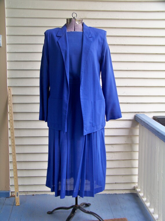 1990s Periwinkle Blue 3 Piece Summer Suit Vintage Ret… - Gem