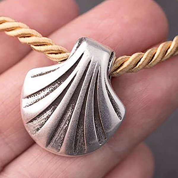 Seashell Pendant - Etsy