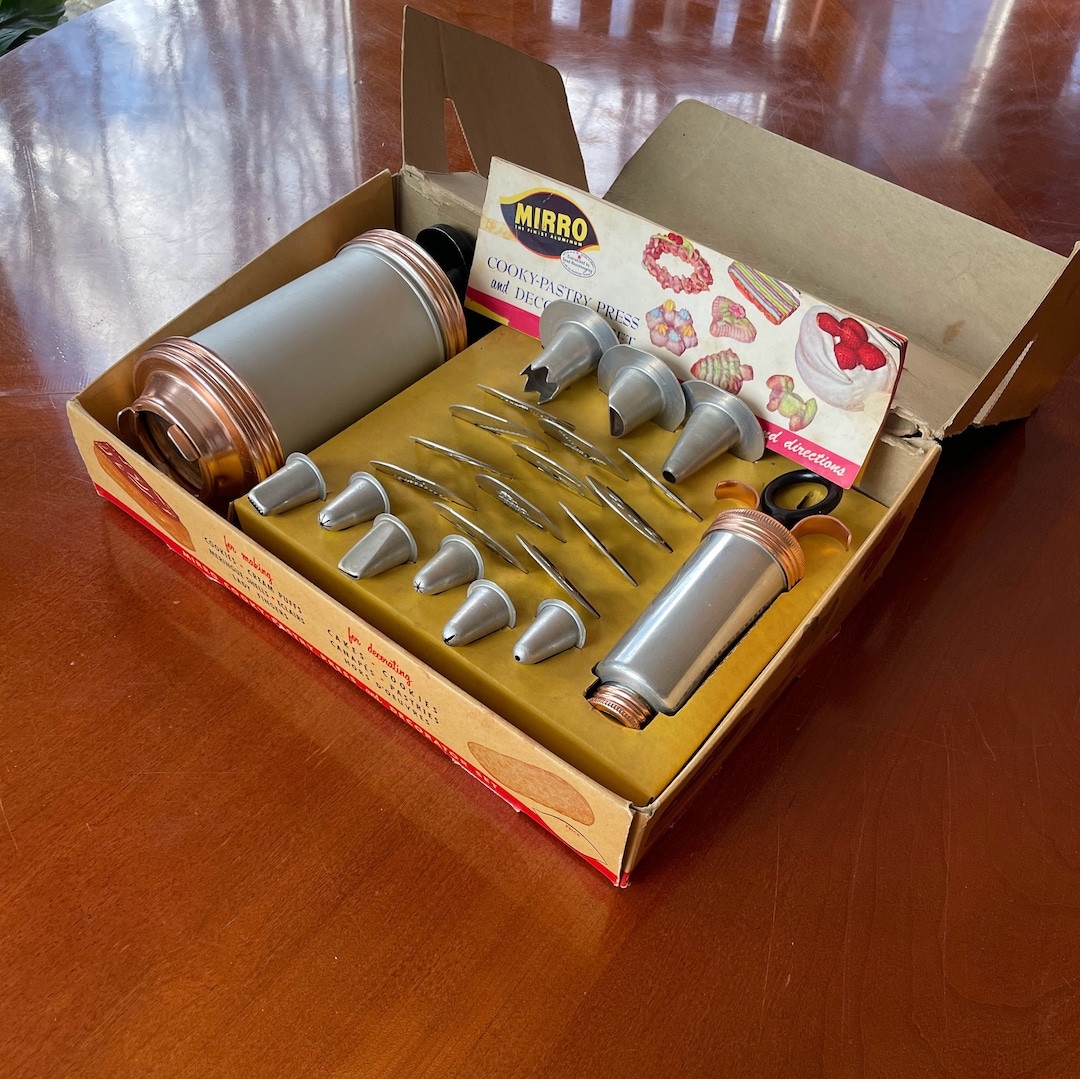 Vintage Mirro Cookie Press and Decorator Set, Aluminum Pastry Tips and ...