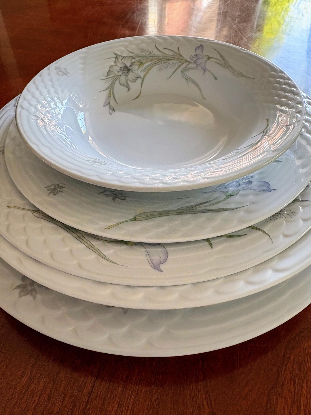 China Pearl Lily of the Valley Dinnerware Set - Elegant Porcelain, 5 ...