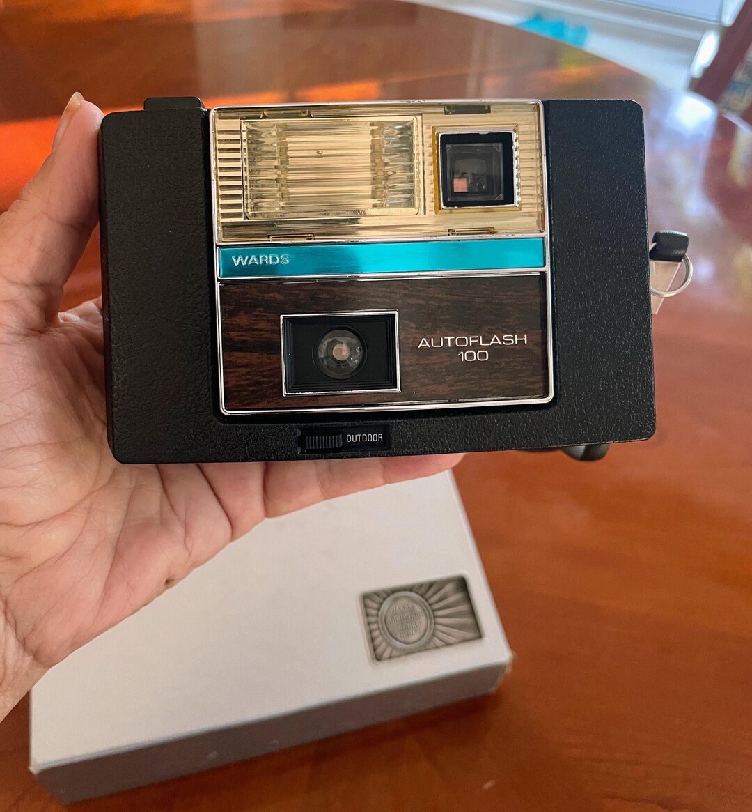 Vintage Wards Autoflash 100 Camera – Classic 35mm Point and Shoot ...