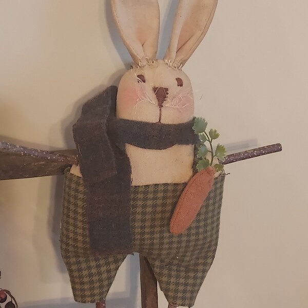Prim Bunny - Etsy