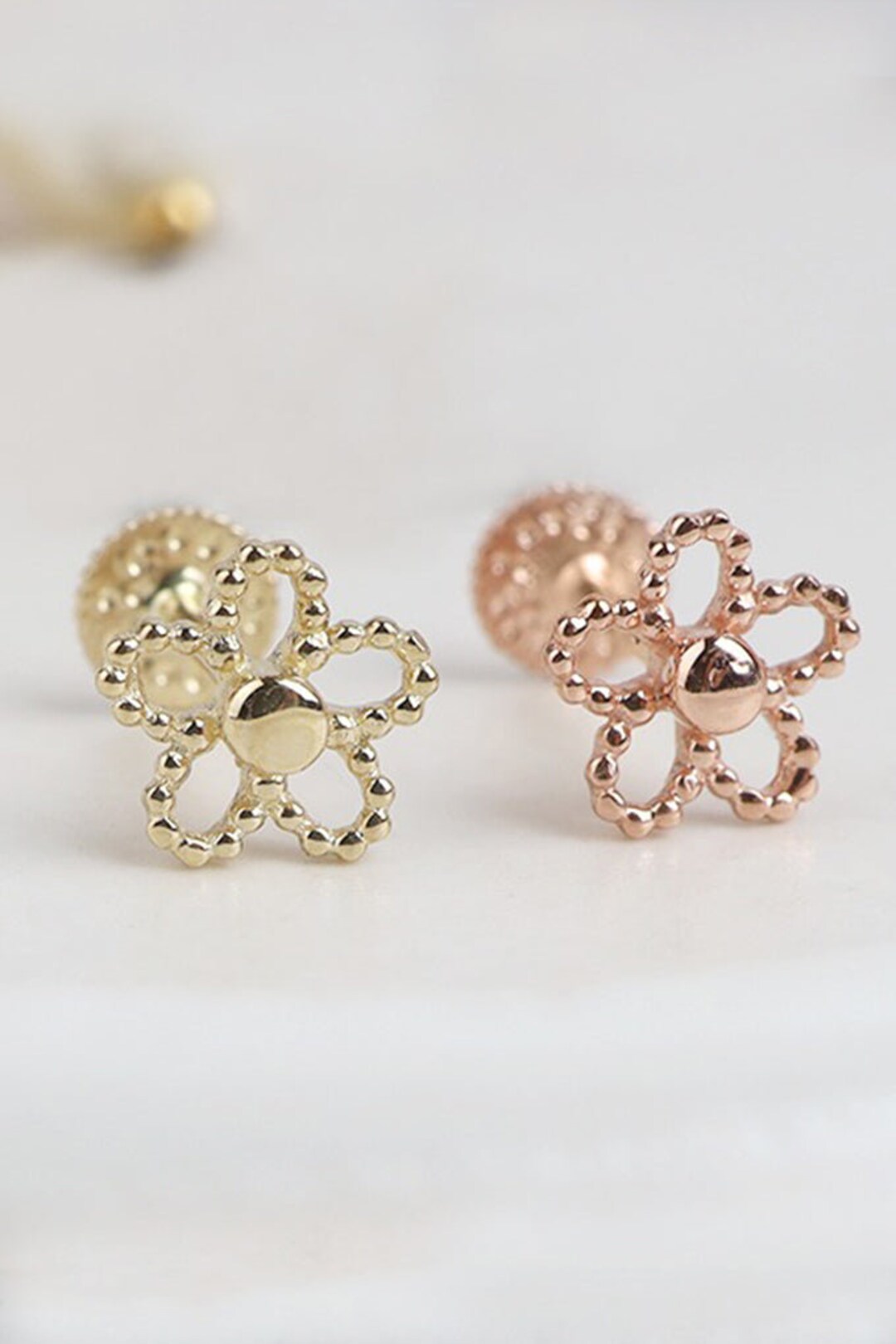 14K Gold Cartilage Forward Helix Tragus Cartilage Inner Conch Daisy ...