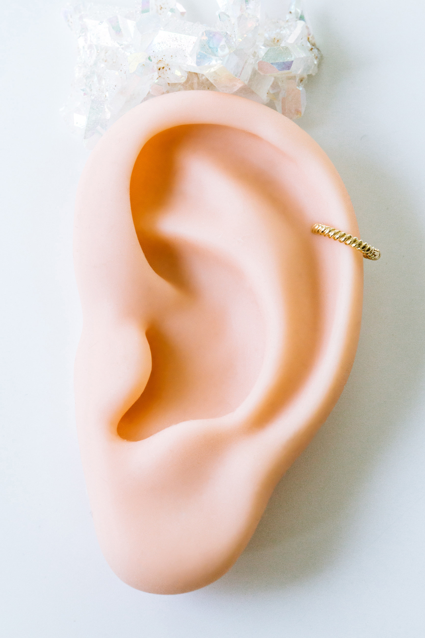 14K Solid Gold Jewelry Thick Cartilage Helix Bow Tie Knot Lope - Etsy