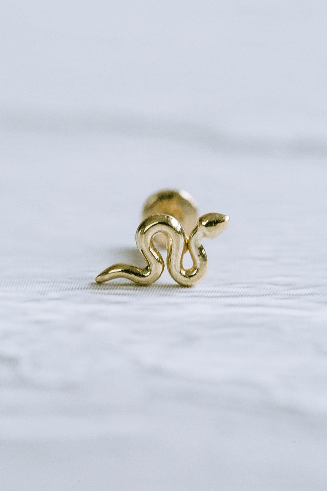 14K Solid Gold Cartilage Tragus Helix Inner Conch Crawling Snake Post ...