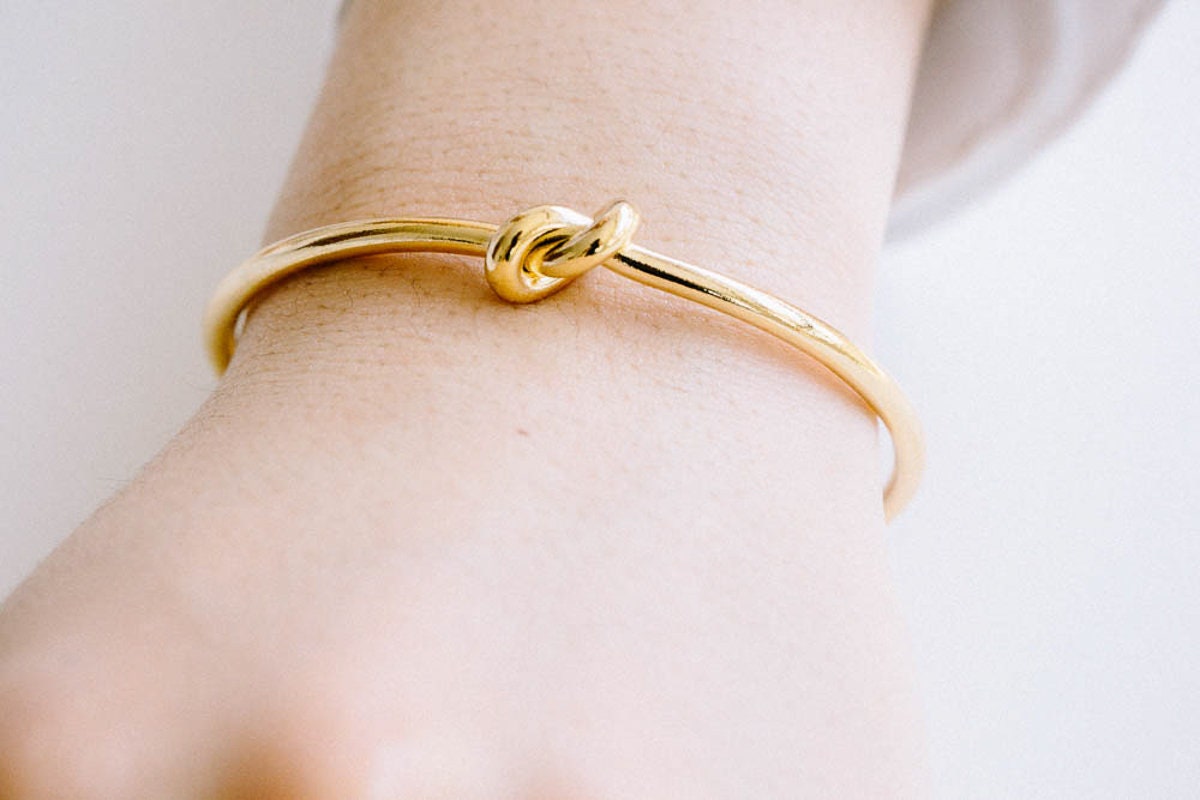 Love Trinity Bridesmaid Gift Friend Eternity Tie Twist | Etsy