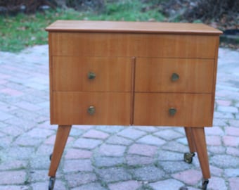 Vintage sewing box | Etsy