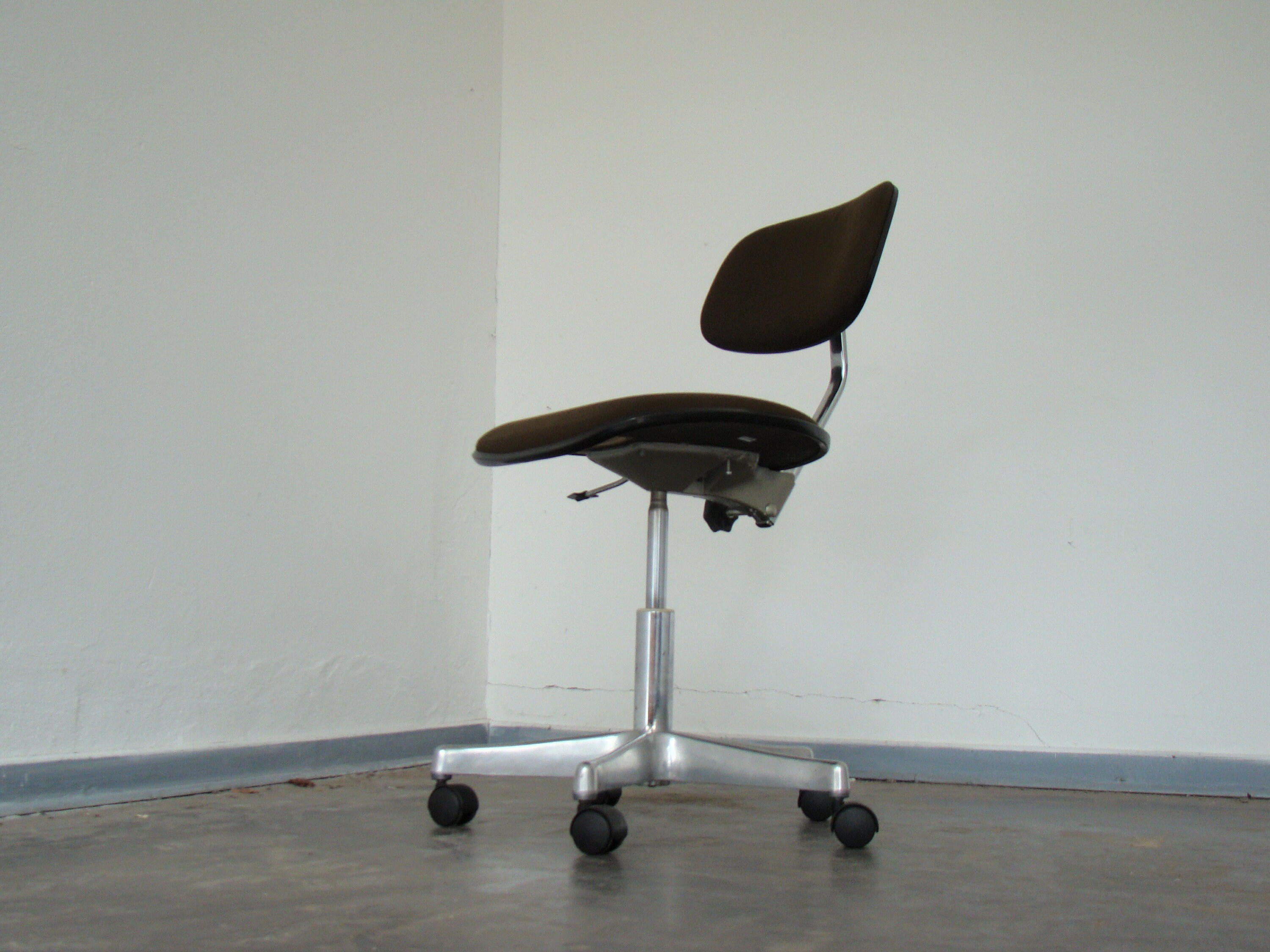 Vintage office chair by Grahl